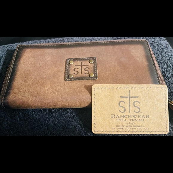 STS Ranchwear | Bags | Sts Ranchwear Baroness Bifold Wallet | Poshmark